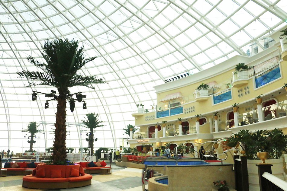 Largest indoor beach in PH opens - The Filipino Times