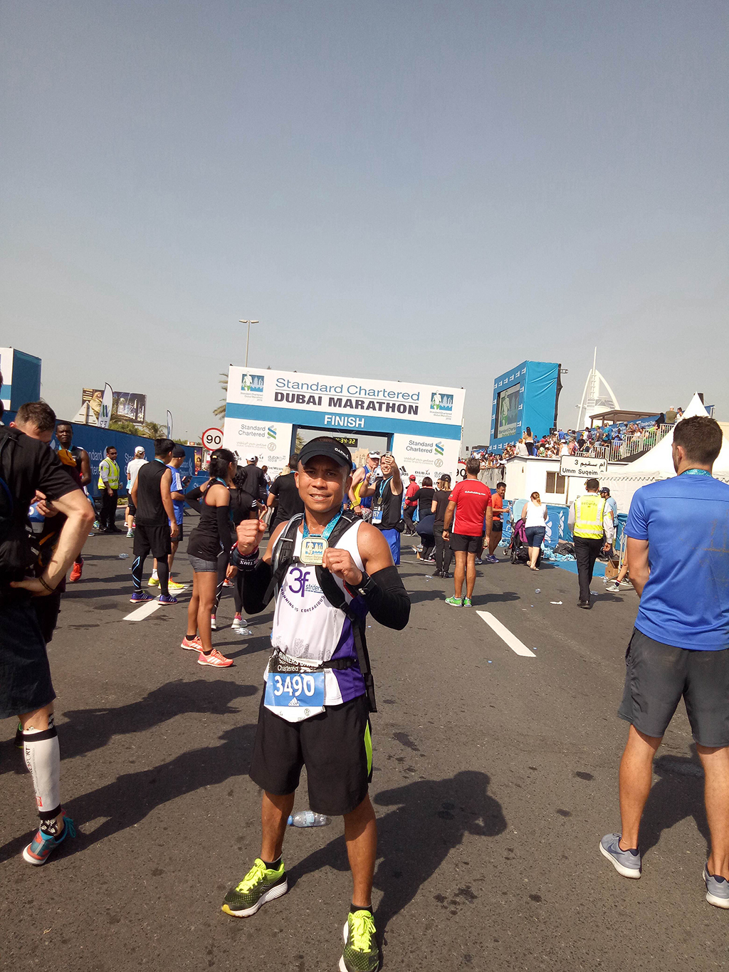Standard Chartered 10km Marathon - The Filipino Times