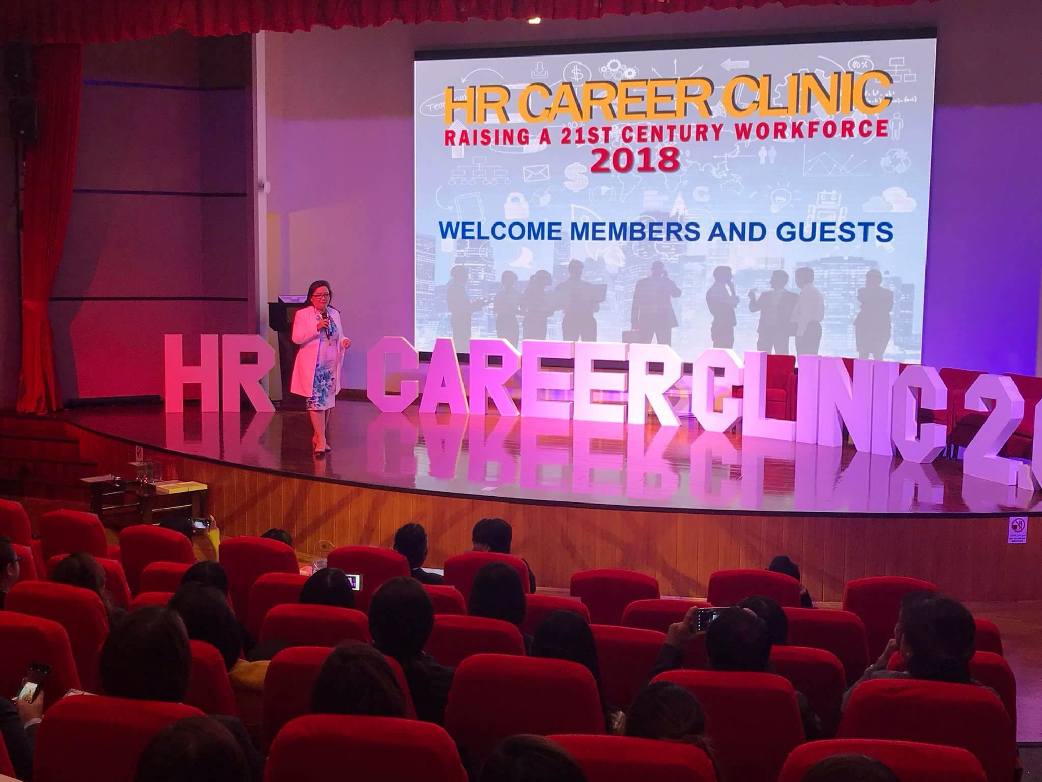 Human Resource Career Clinic Held | The Filipino Times