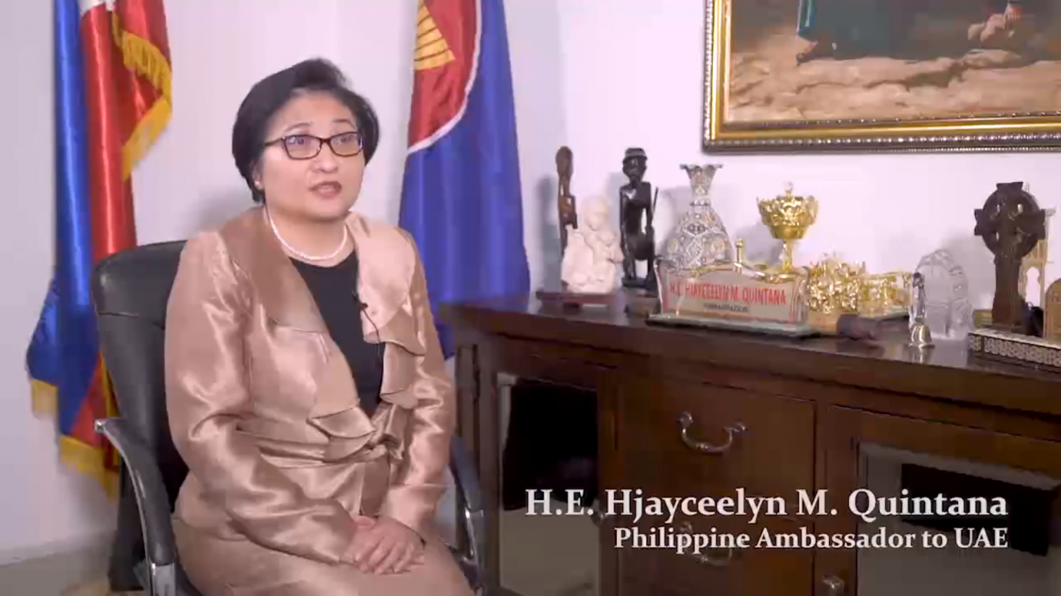 WATCH: Filipinos living in UAE for decades salute Sheikh Zayed for his ...