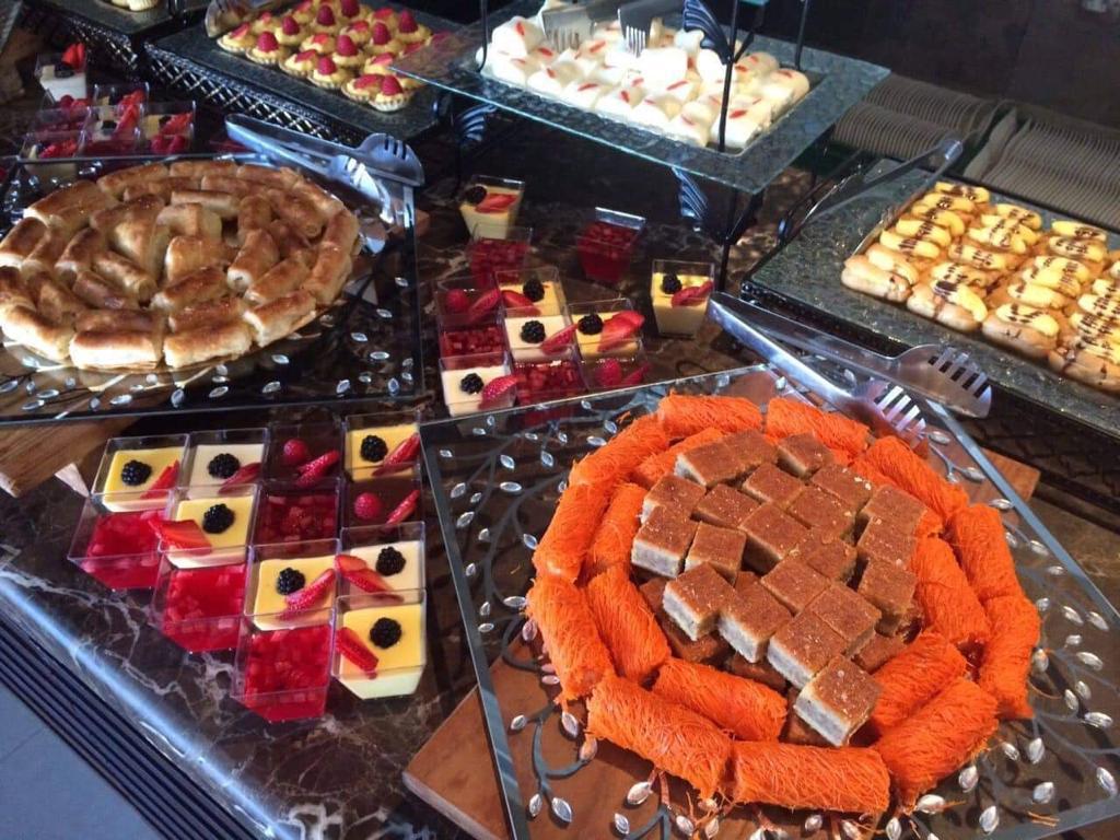 Meet the Pinoy Chef who cooks up a storm of delicious banquets - The ...