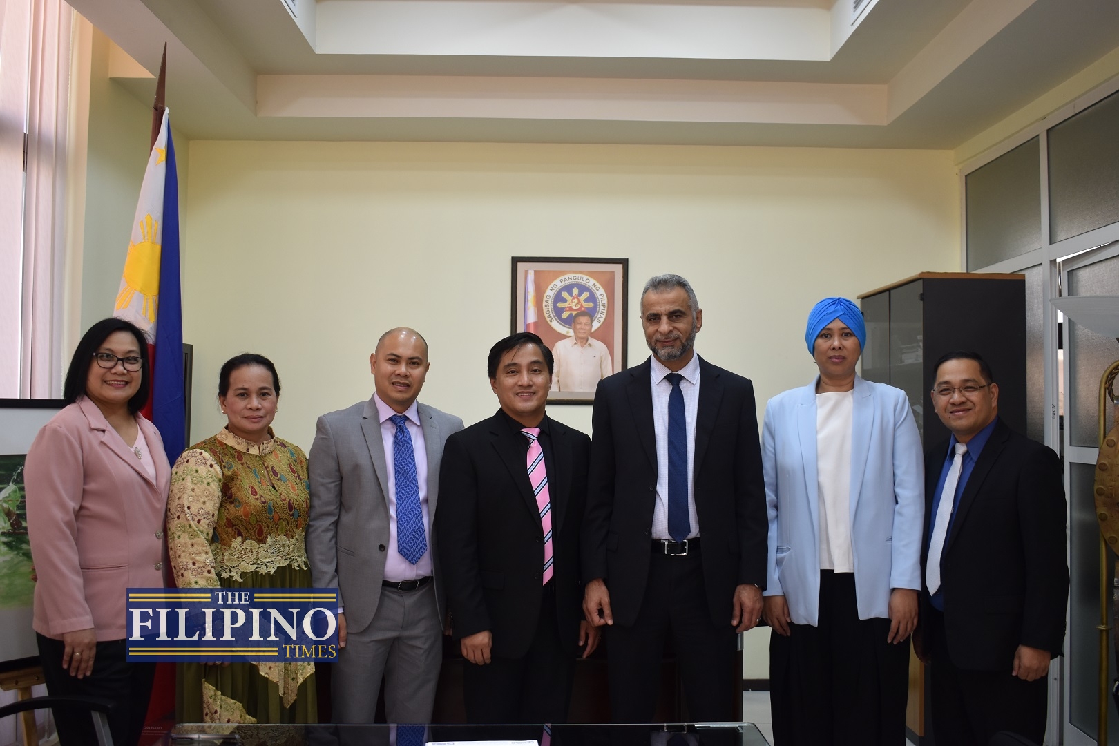 Filipino university spearheads opportunities for Pinoy students ...