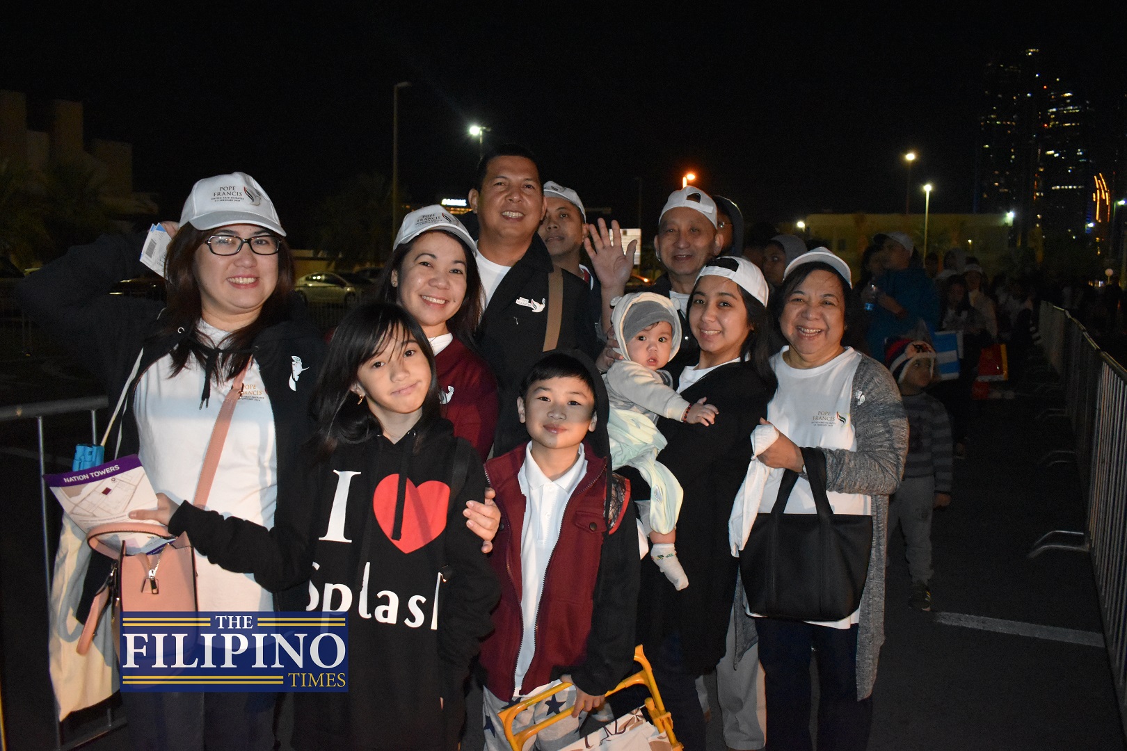 IN PHOTOS: Snapshots of the Filipino Community during the Papal Mass ...