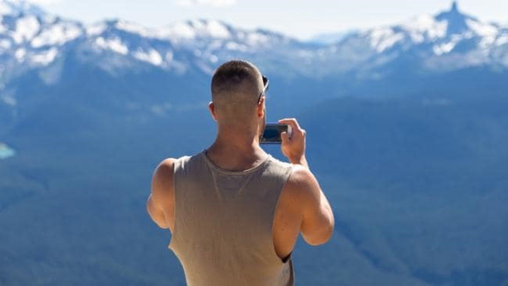 WANTED: Assistant to a millionaire to travel the world with him - The ...
