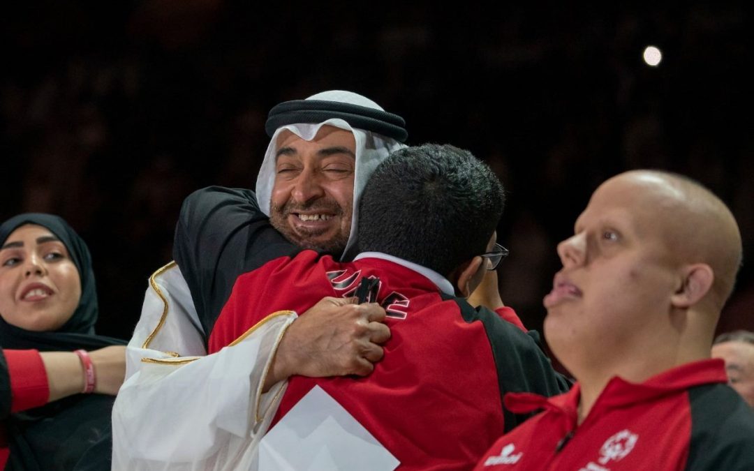 Singer Brian McKnight and Filipina-Hawaiian girlfriend tie the knot ...