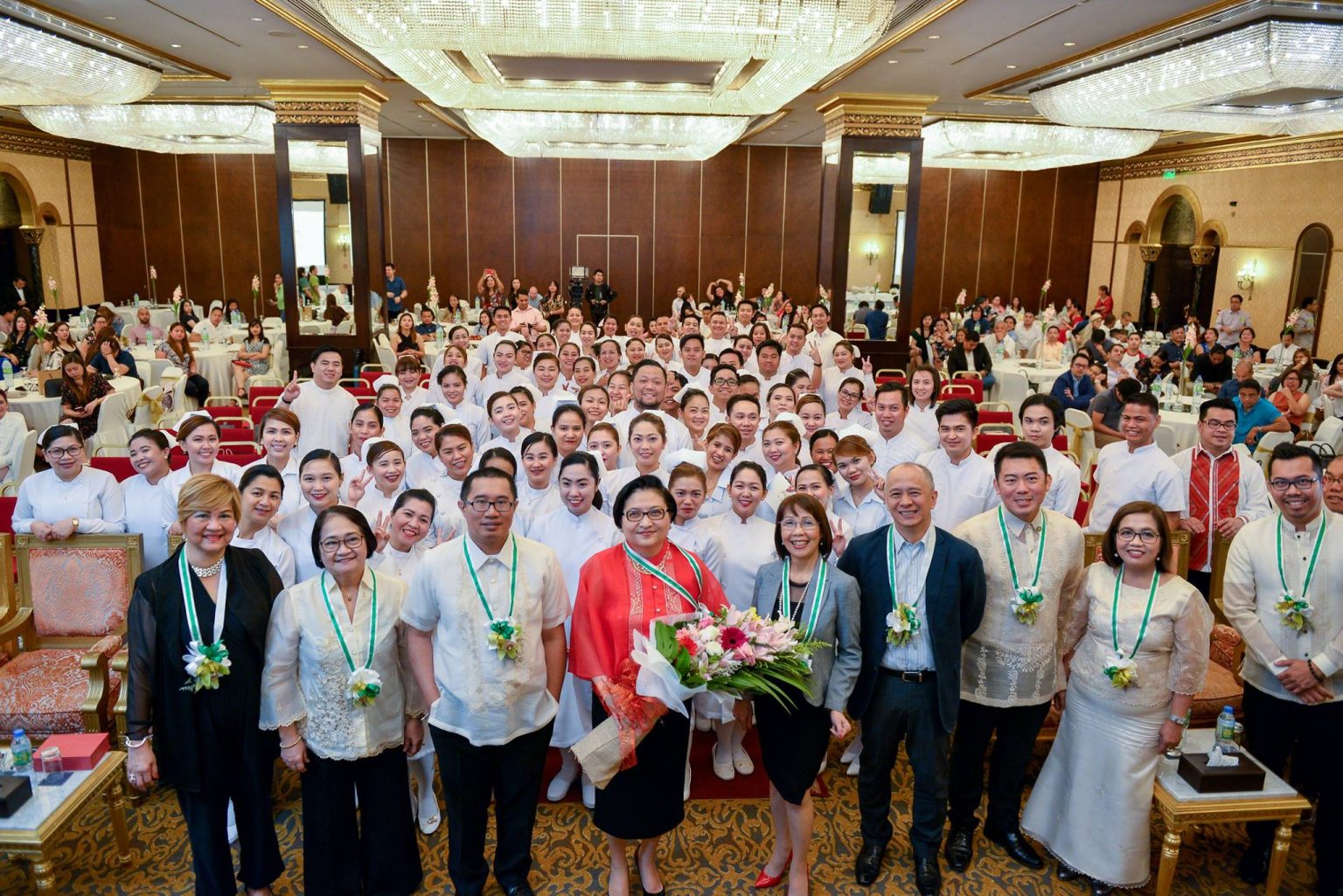 6 out of 10 nurses in the UAE are Filipinos, residents urged to honor ...