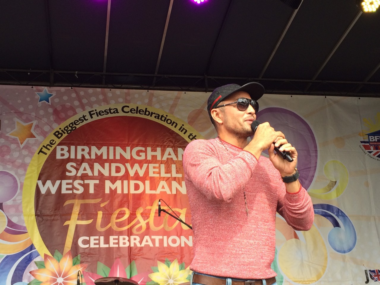 LOOK: Derek Ramsay wins hearts of Kapuso fans in UAE and UK - The ...