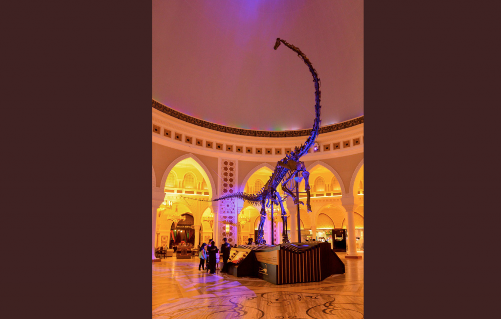 ‘DubaiDino’ giant dinosaur at Dubai Mall is up for sale | The Filipino ...
