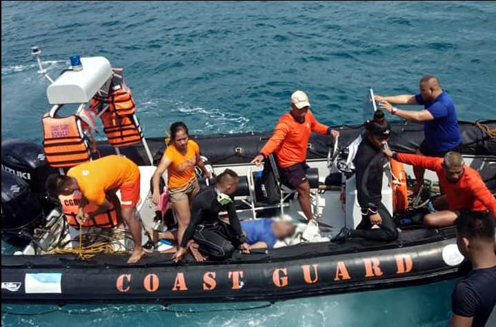 Seven dead, 14 safe as dragon boat sinks in Boracay - The Filipino Times