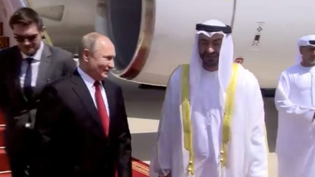 Russian President Vladimir Putin arrives in UAE | The Filipino Times