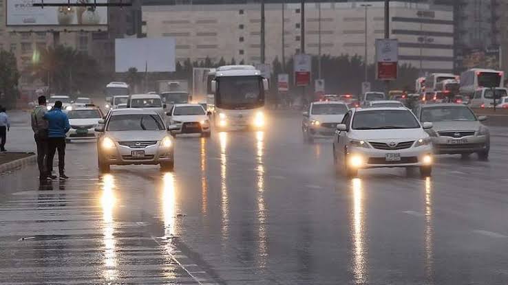 Traffic jam heading to Jebel Alu due to road accident - The Filipino Times