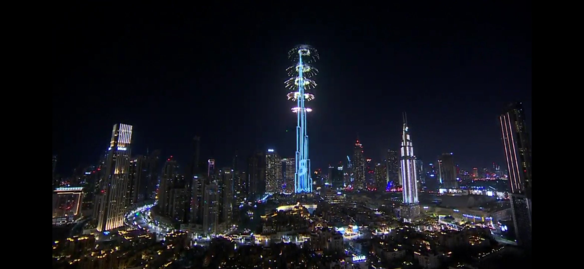 UAE welcomes 2020 with Burj Khalifa's festive fireworks - The Filipino ...