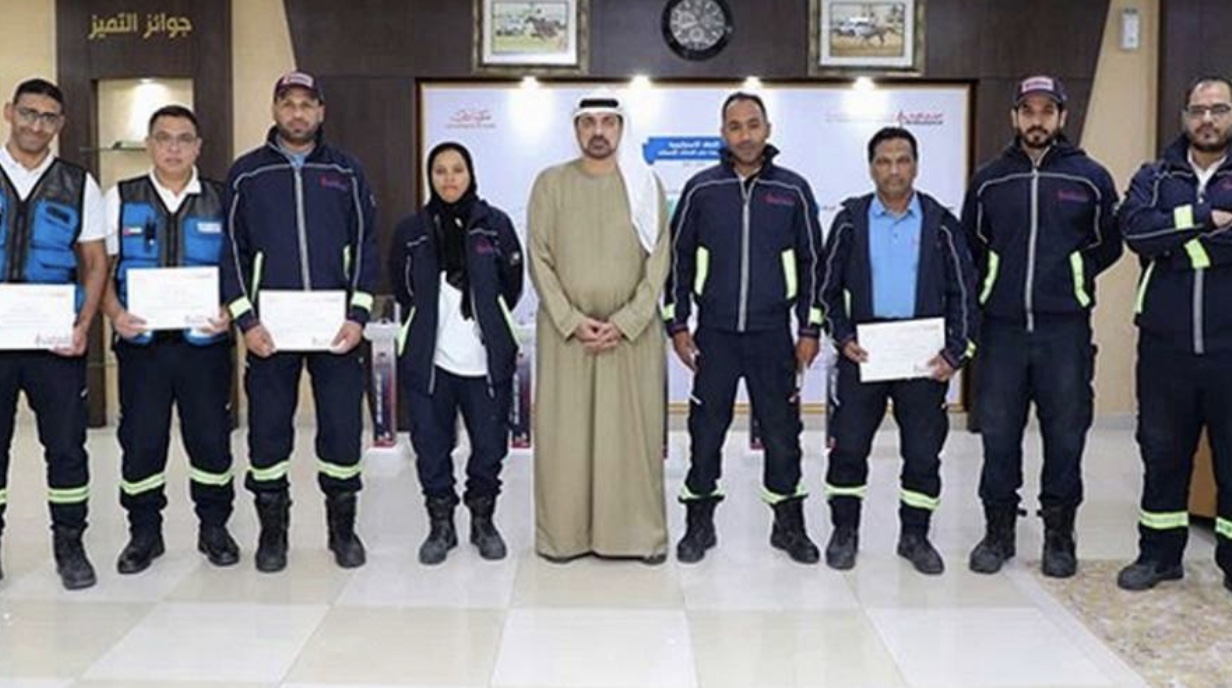 Dubai paramedics team receives honor for saving expat life - The ...