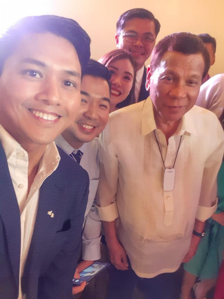 LOOK: Duterte graces wedding of GMA reporters - The Filipino Times