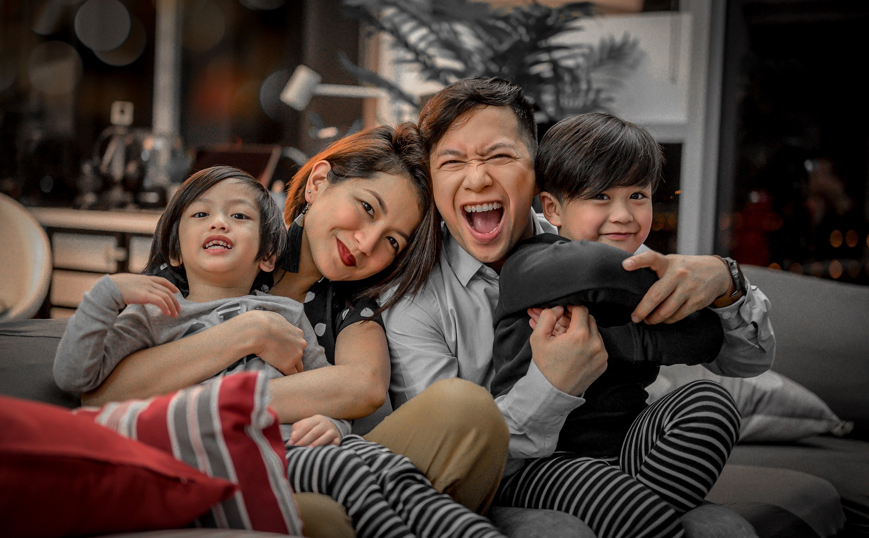 From friendzone to forever: Filipino couple’s romance story blossoms in ...