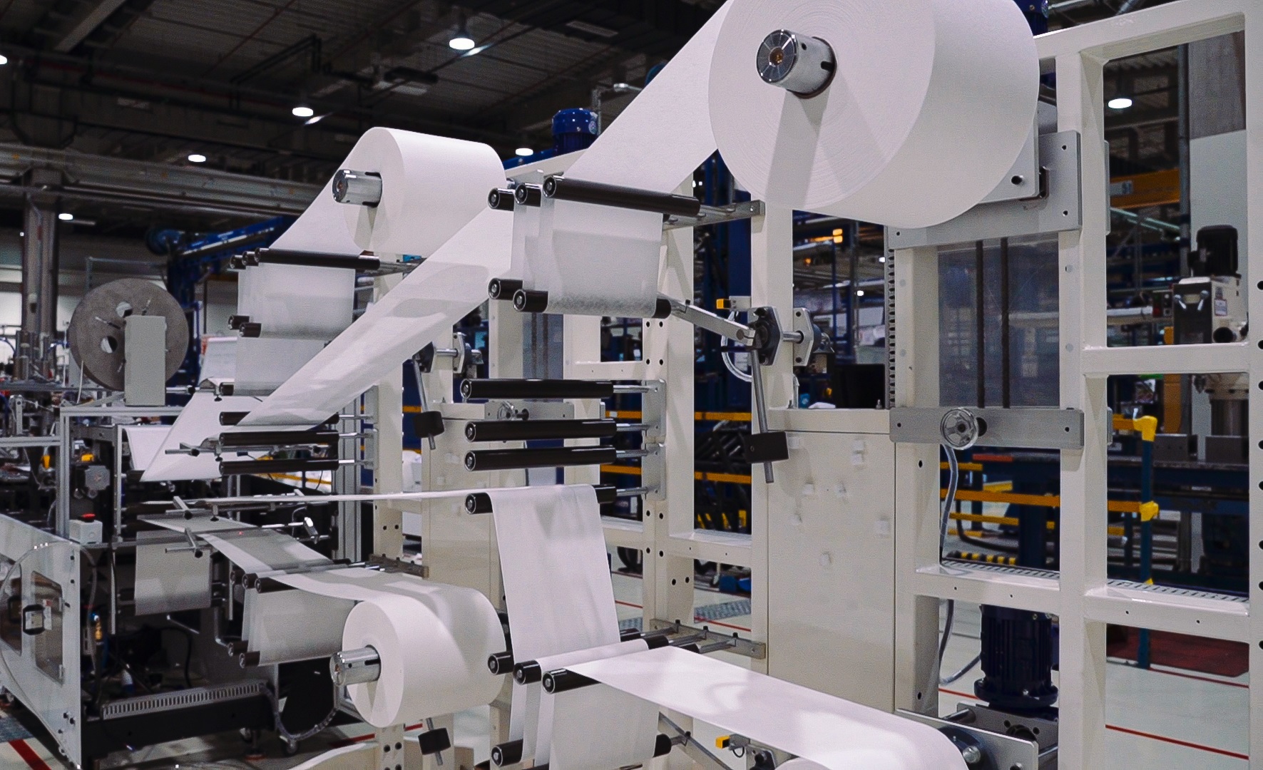 UAE creates own N95 masks, targets 30 million mask production in coming ...