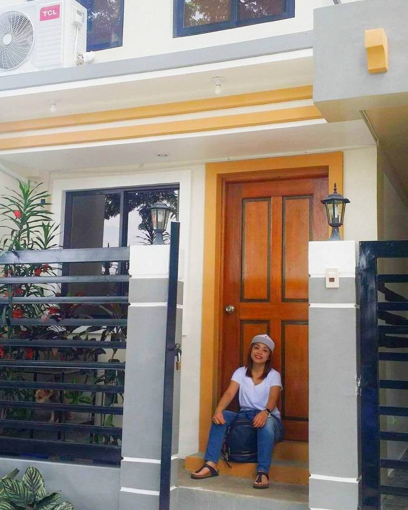 'Katas ng Dubai': OFW transforms simple bungalow to two-storey home with roof deck for only Php ...