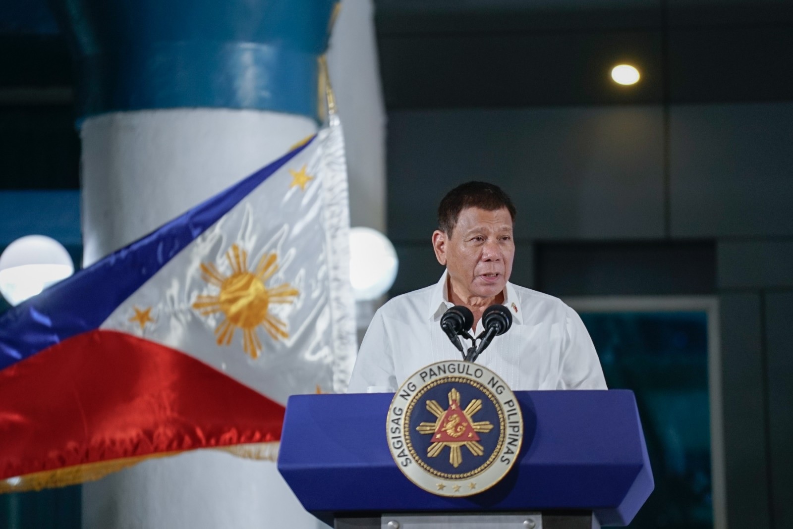 Duterte honors health workers, essential workers on Labor Day - The ...