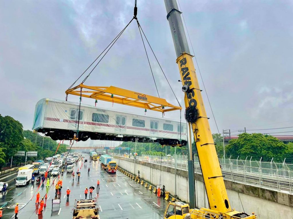 LOOK: PH installs new MRT-7 trains, to shorten Quezon City-Bulacan ...