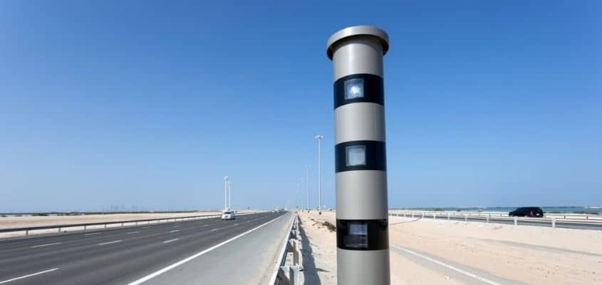 Abu Dhabi installs 700 new radars to monitor traffic lanes, main roads ...