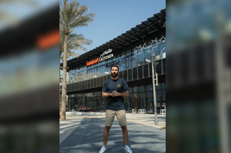 Life in the “clouds”: Behind the iconic MYNEANDYOURS artwork’s first ...