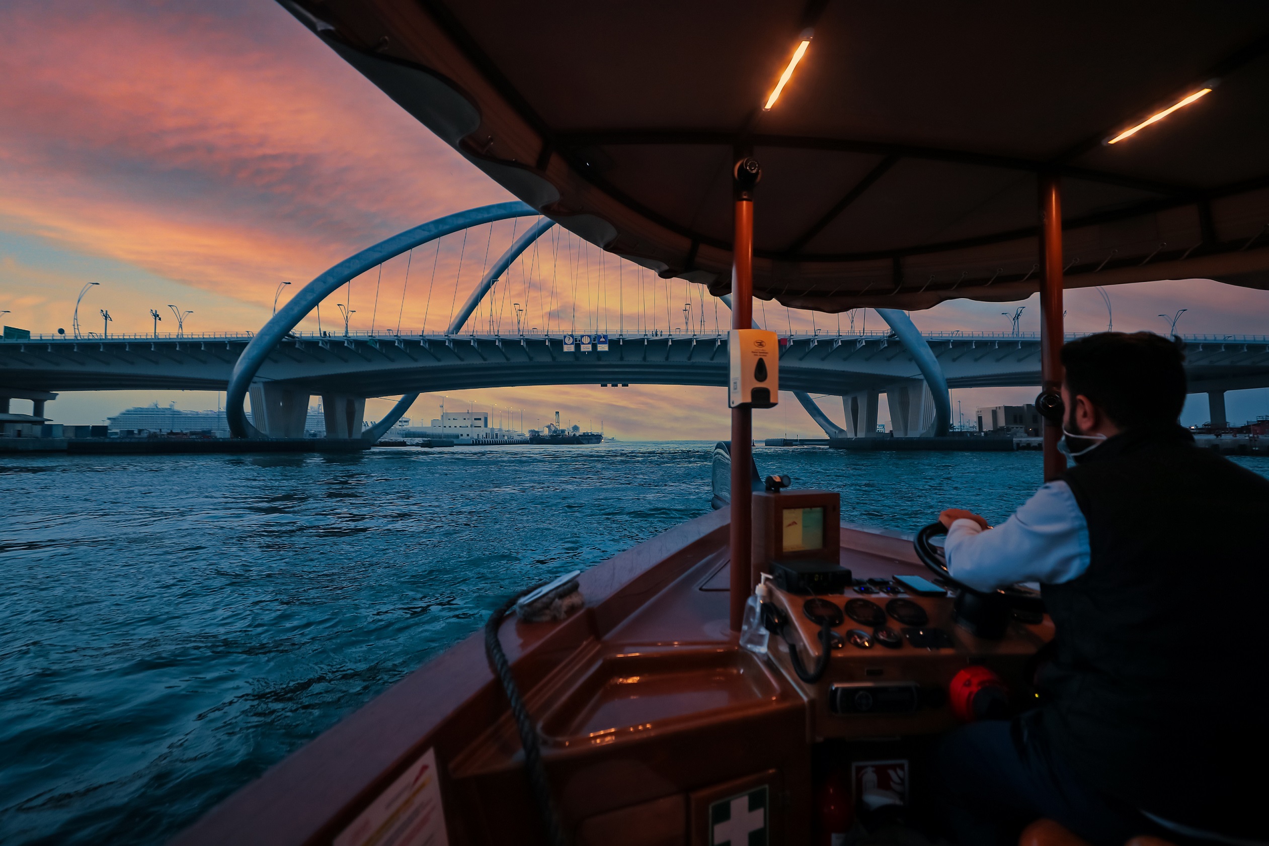 Dubai launches free abra rides to Deira Islands - The Filipino Times