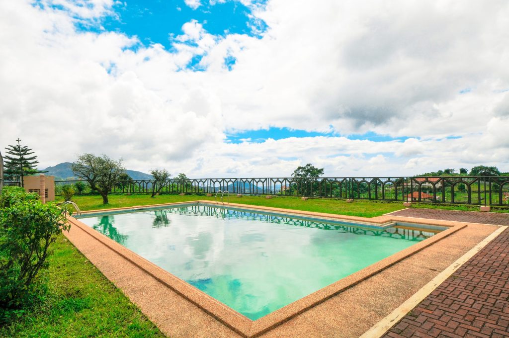 Experience luxury at Philippines’ summer capital The Pinewoods - The ...