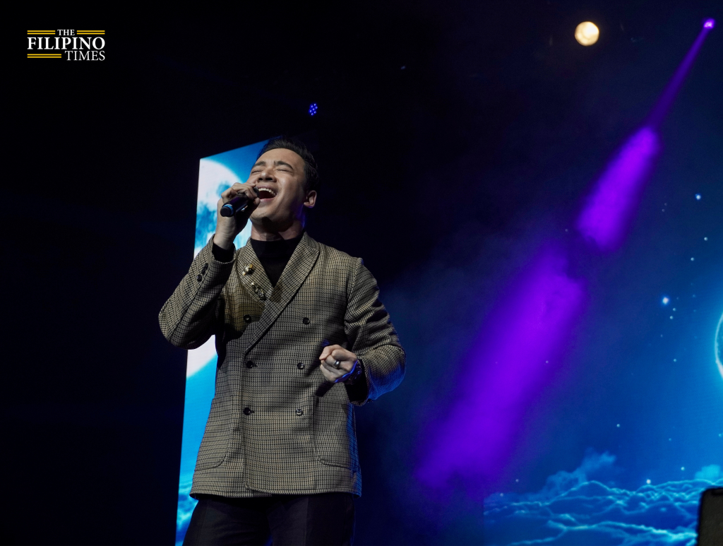 6 Pinoy artists wowed the crowd during Pinoy Piyesta at Coca-cola arena ...