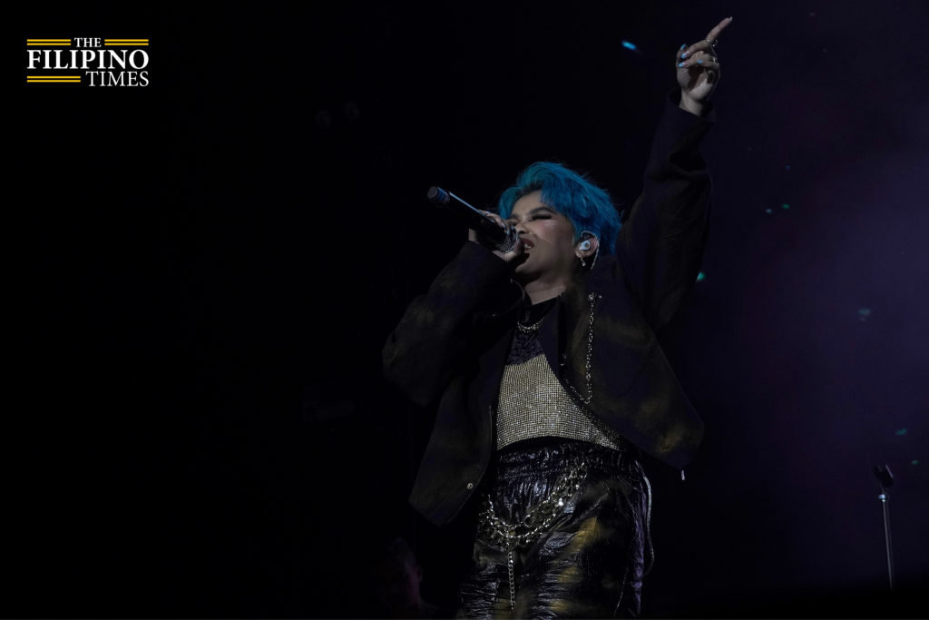 6 Pinoy artists wowed the crowd during Pinoy Piyesta at Coca-cola arena ...