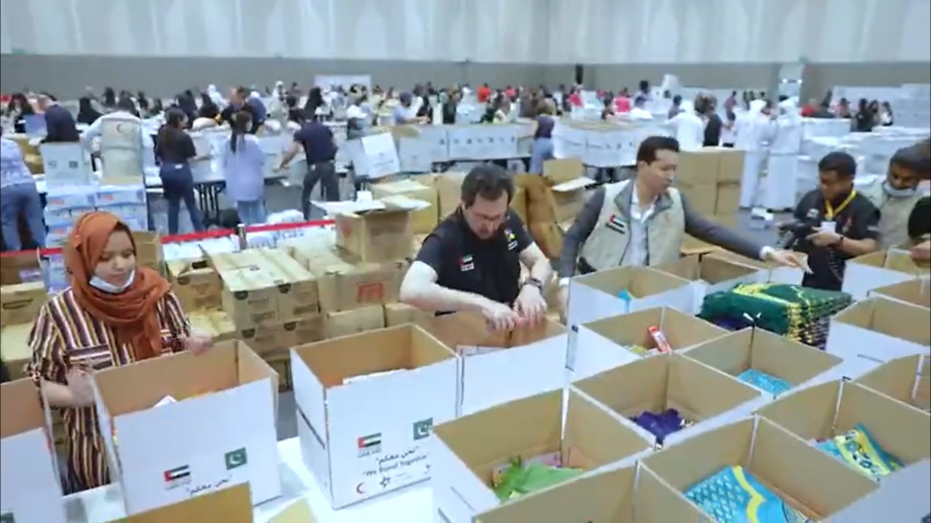 WATCH: UAE initiative 'We Stand Together' provides over 30,000 food ...