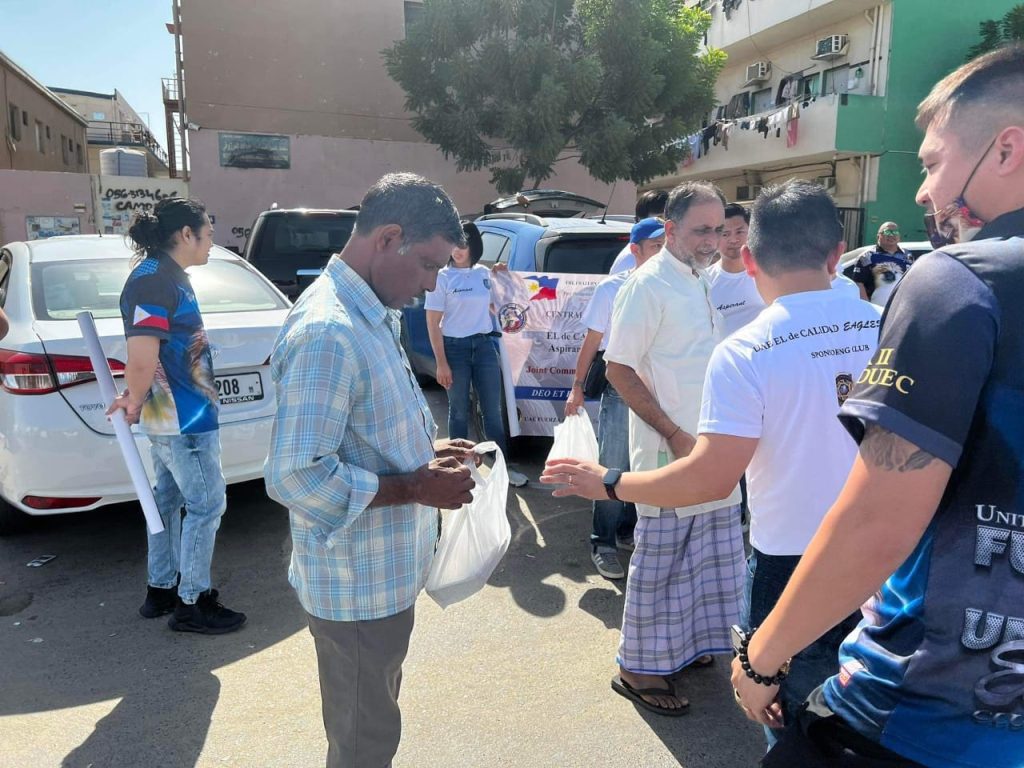 Pinoy community groups conduct tree planting, community service in UAE ...