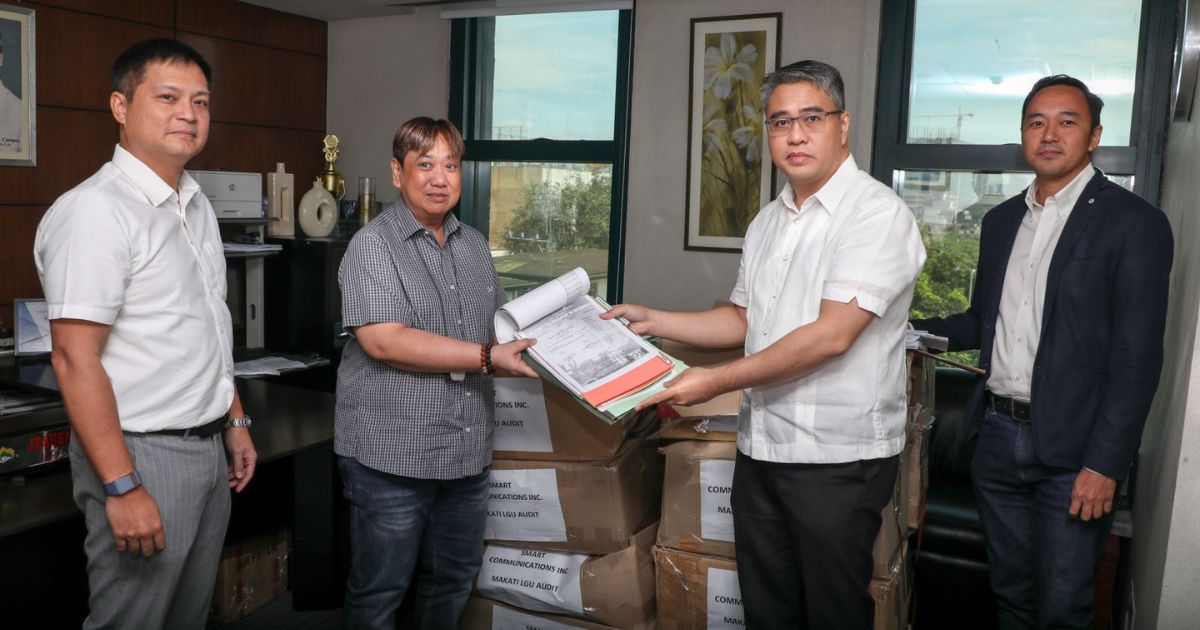 Smart submits documents to Makati execs after closure - The Filipino Times