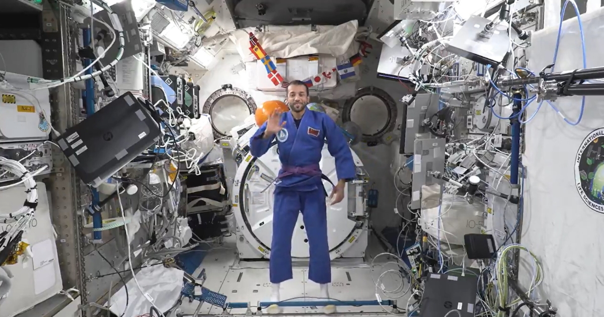 UAE Astronaut Sultan Al Neyadi becomes first person to practice Jiu ...