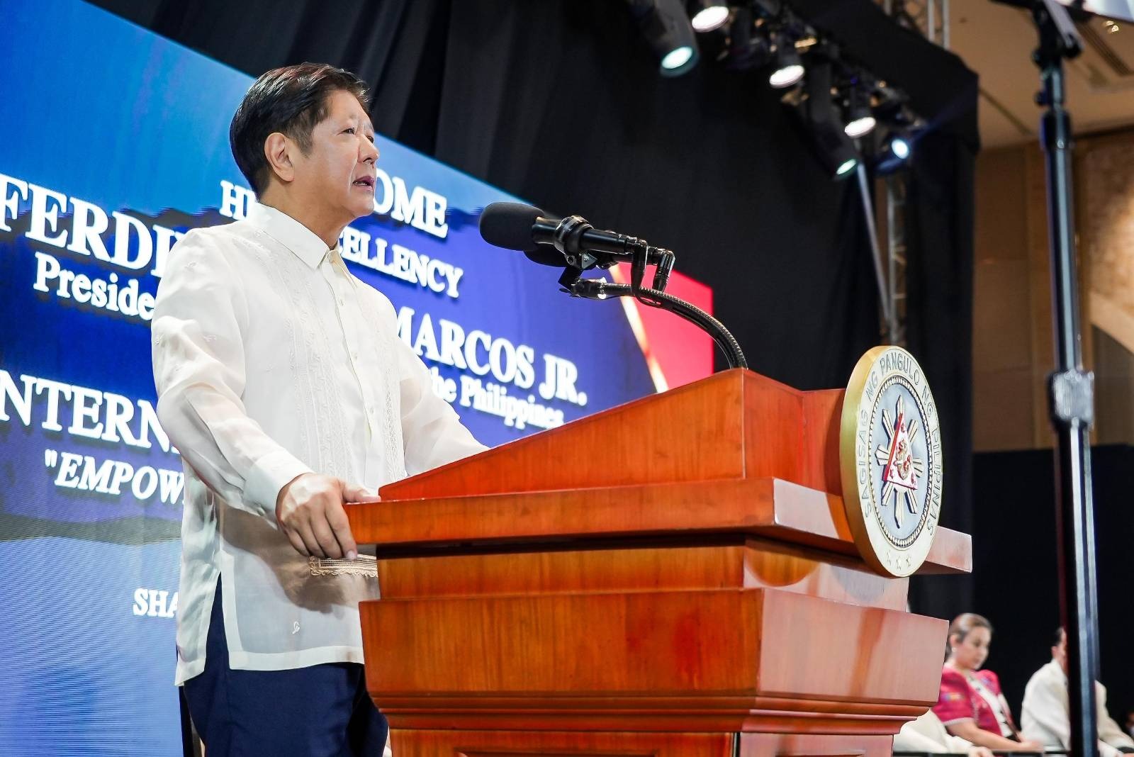 Marcos calls for solidarity, selflessness with Muslim community on Eid ...