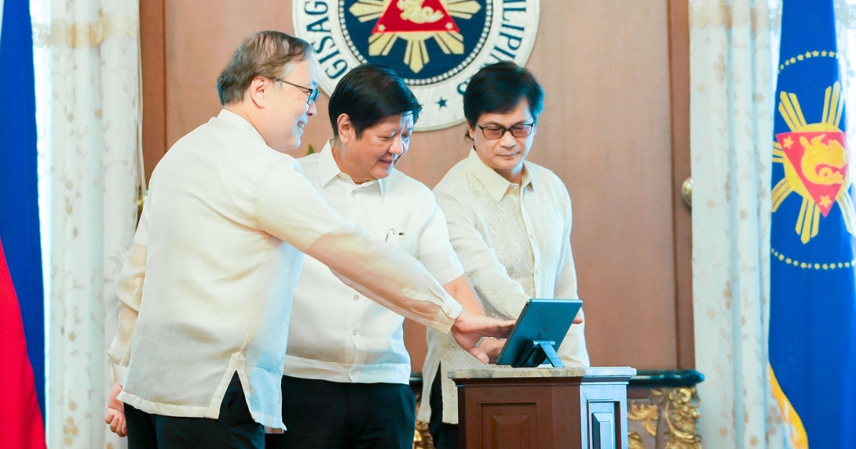 PH gov't launches eReport, eLGU systems to report crime, emergencies ...