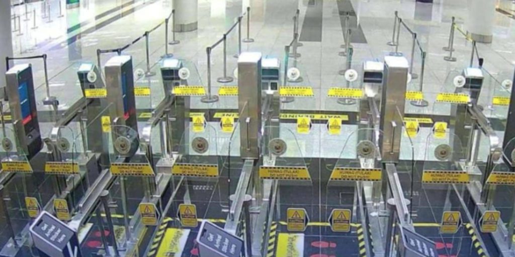 PH immigration to replace 50% of manual counters with e-gates to boost ...