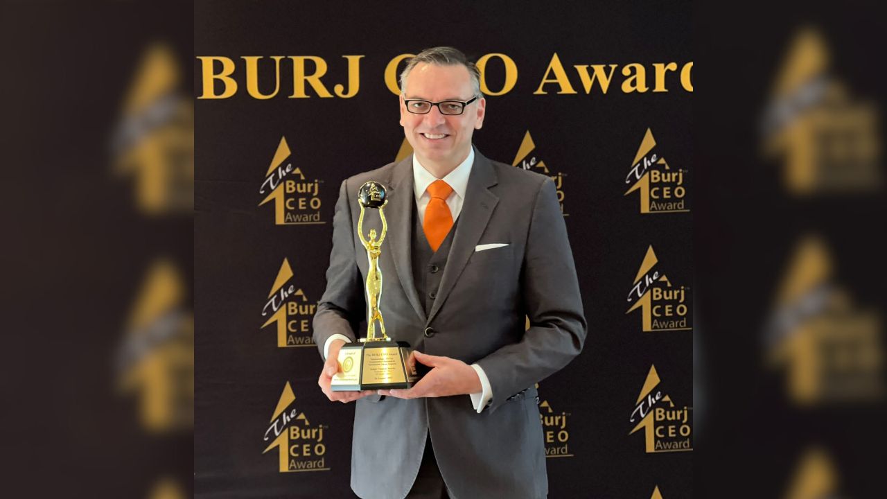 Oasis Park's founder bags Burj CEO award for sustainable community ...
