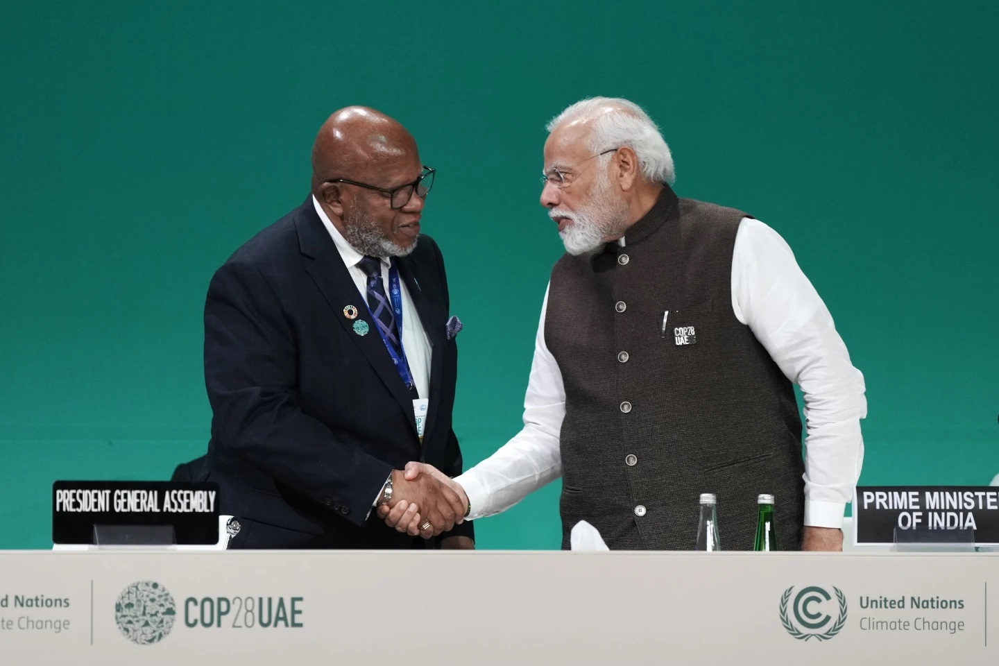 Top world leaders converge at COP28 in Dubai to discuss climate crisis ...
