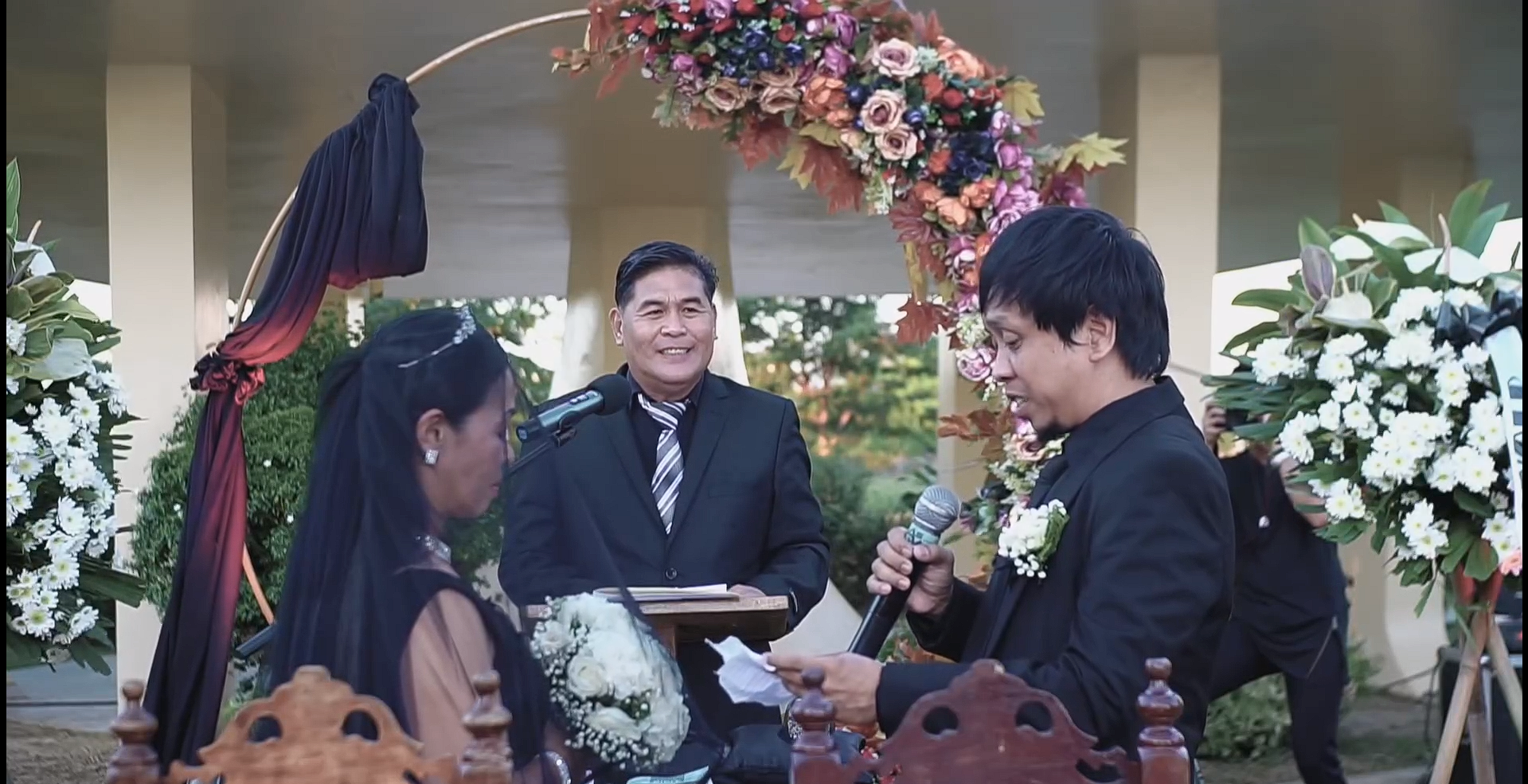 'Til death do us part': Couple in PH goes viral for holding 'Black ...