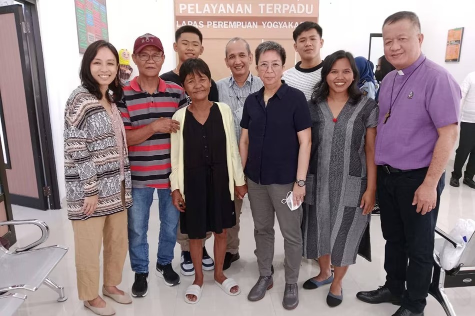 Family of OFW Mary Jane Veloso appeals for clemency during Marcos ...