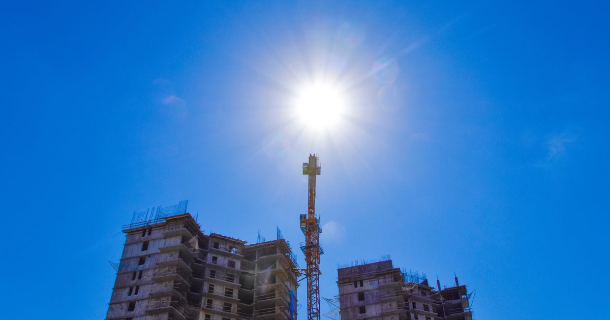 MOHRE to ban work performed under direct sunlight - The Filipino Times