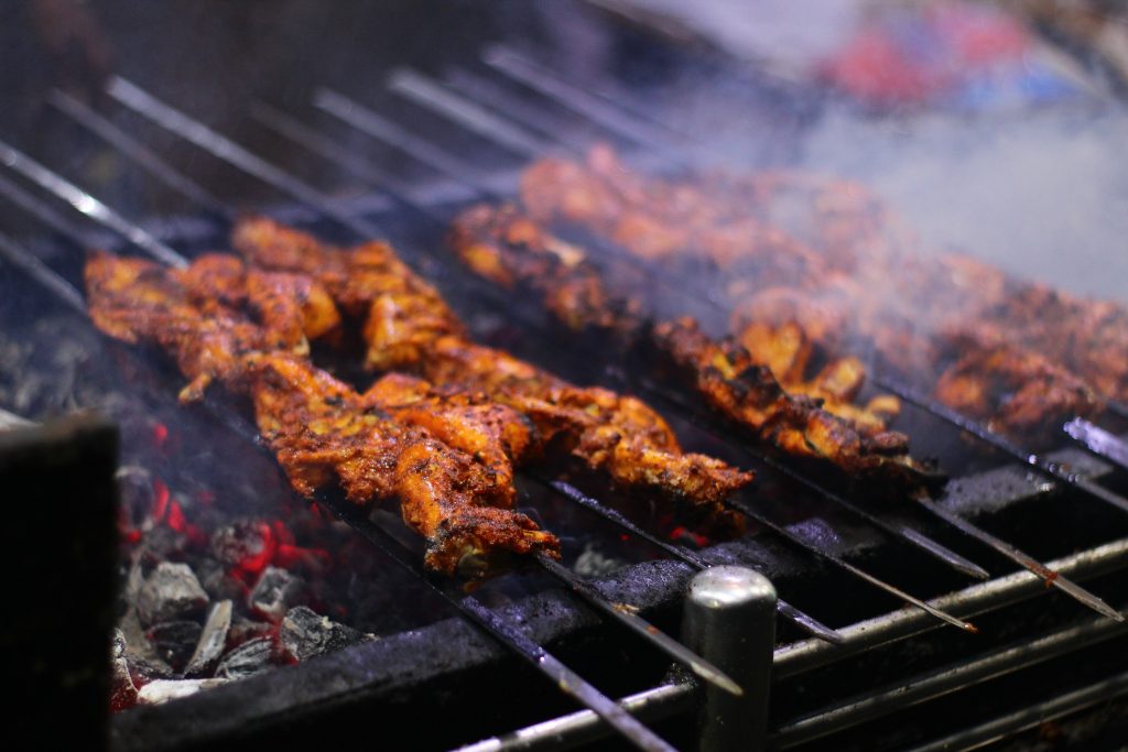 Guidelines released for over 250 barbecue spots in Abu Dhabi as winter nears - The Filipino Times