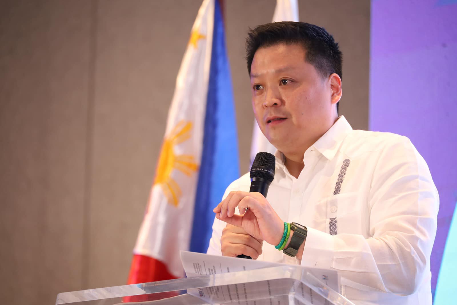 DSWD chief clarifies AKAP not pork barrel - The Filipino Times