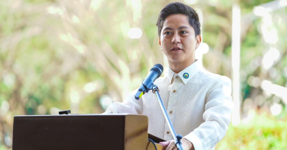 Sandro Marcos first to sign Duterte impeachment raps due to remarks vs ...