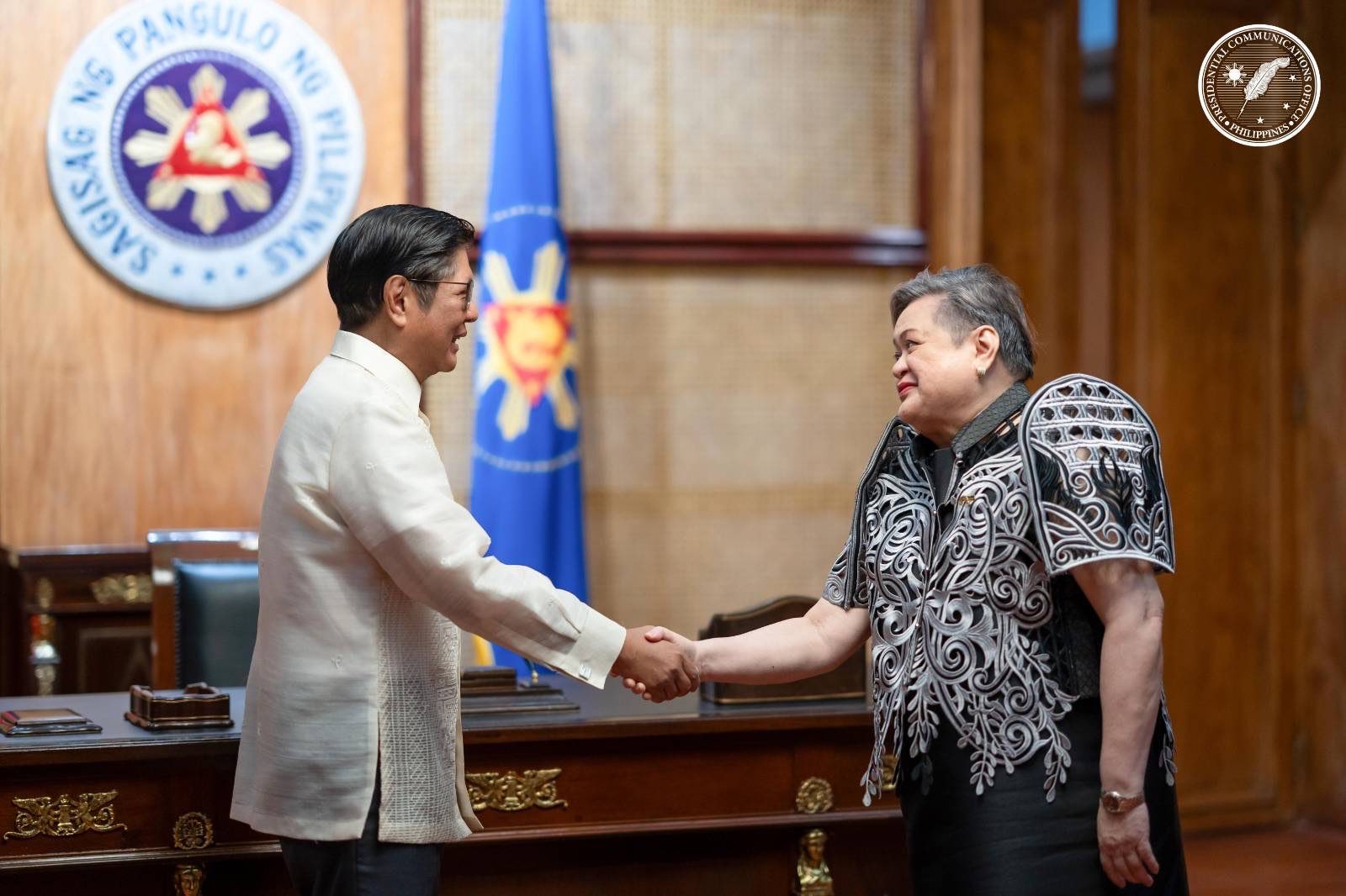 Tess Lazaro takes oath as DFA Secretary - The Filipino Times