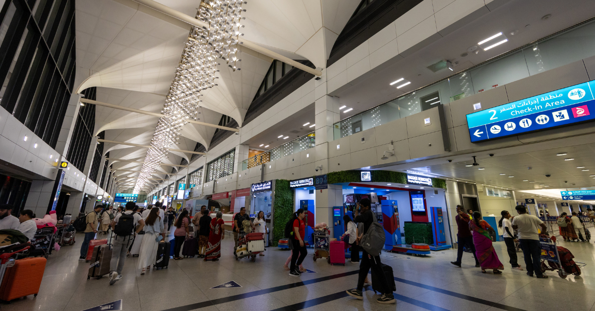 UAE airports handle over 1 billion passengers in a decade - The ...