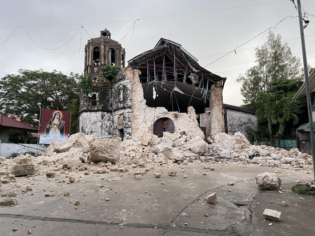 Cebu Remains Open to Tourists Despite Earthquake — DOT Chief - The ...