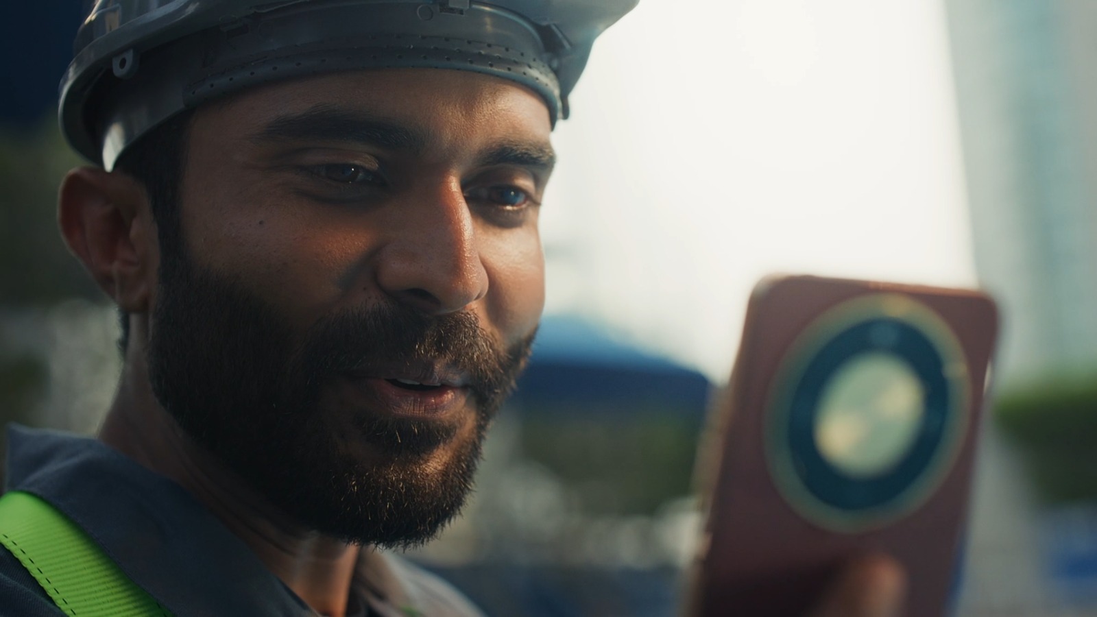 HONOR celebrates everyday heroes in a cinematic tribute to resilience ...