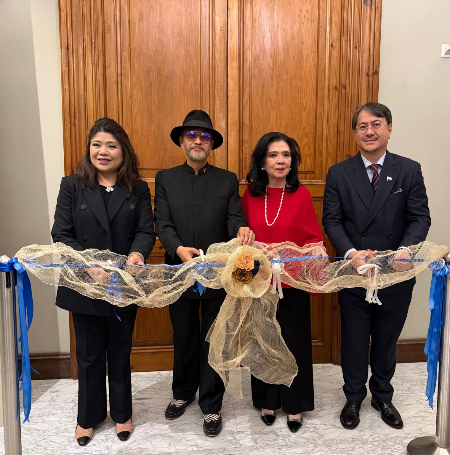 Philippine Art Trek launches in Rome with Pinoy artist Richard Gabriel ...